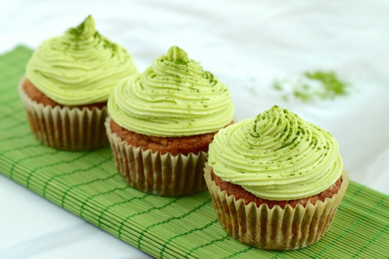 Matcha Green Tea Cupcakes Recipe: - Teaoholic